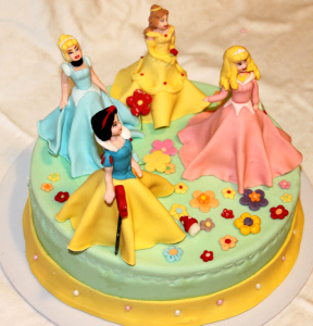 Torturi unicat homemade: Tort Printese