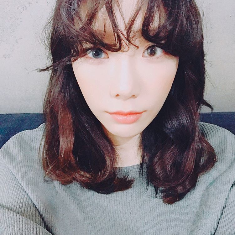 Snsd Taeyeon And Her Adorable Selfies Wonderful Generation