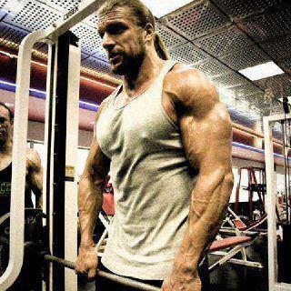 Triple H Diet Plan and Workout =) | MagOne 2016