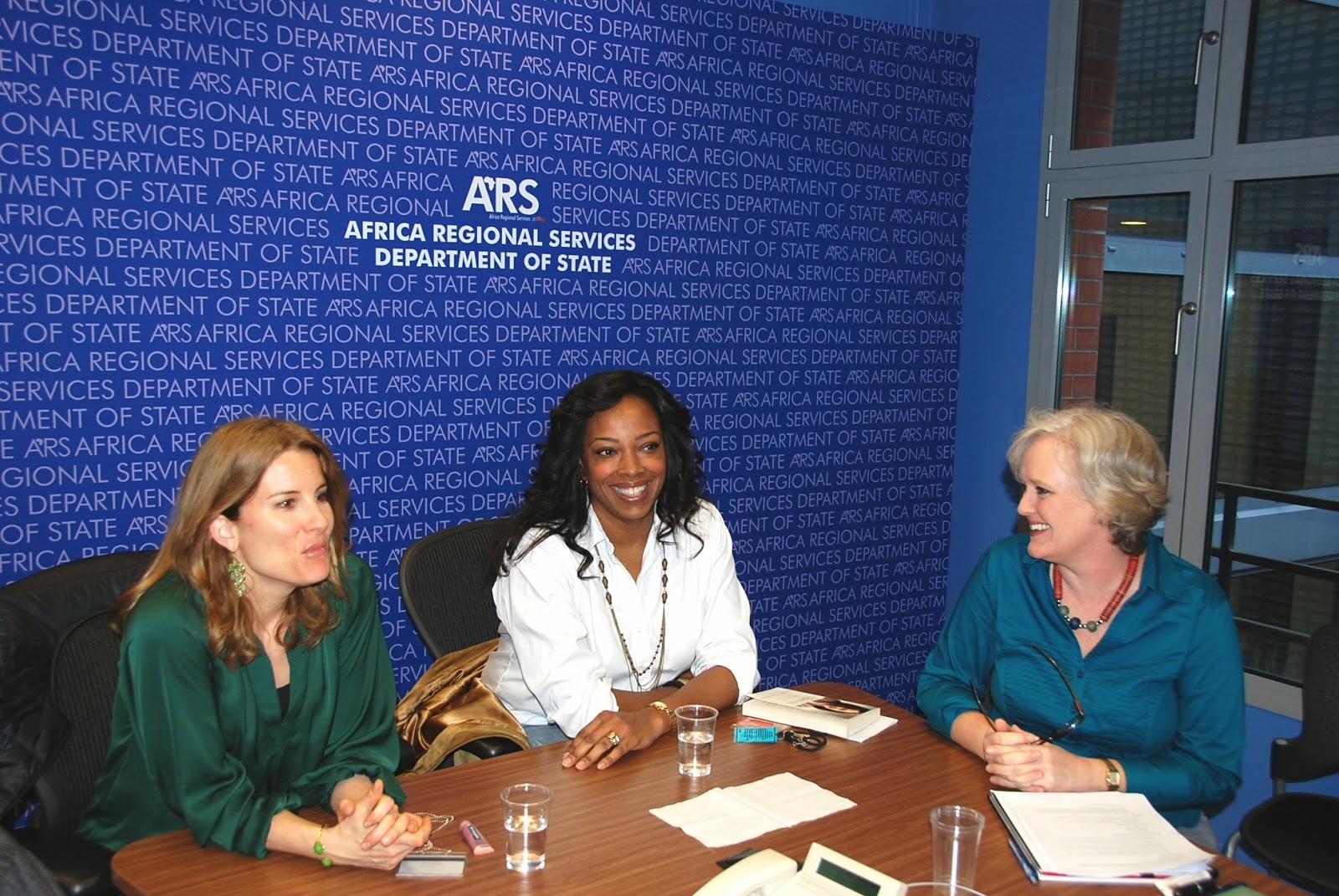 Entrée to Black Paris™: Black Paris Profiles™ II: Elizabeth Milovidov ...