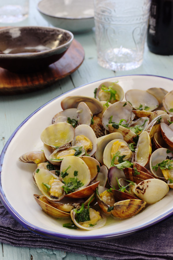 Cinco Quartos de Laranja: Amêijoas à Bulhão Pato