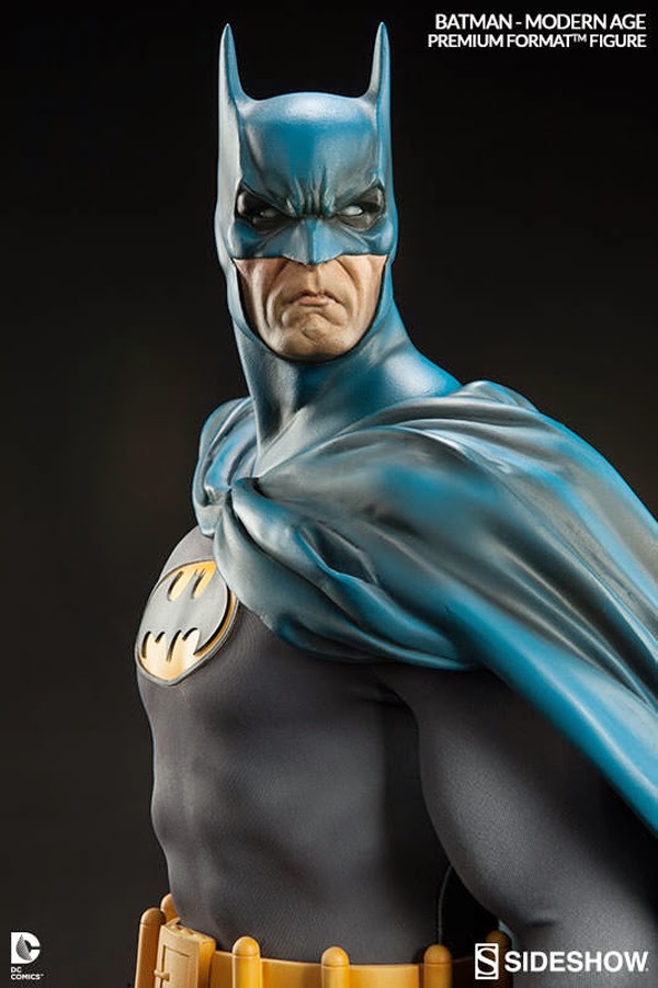 Batman - Modern Age Batman Premium Format Figure (Sideshow Collectibles)