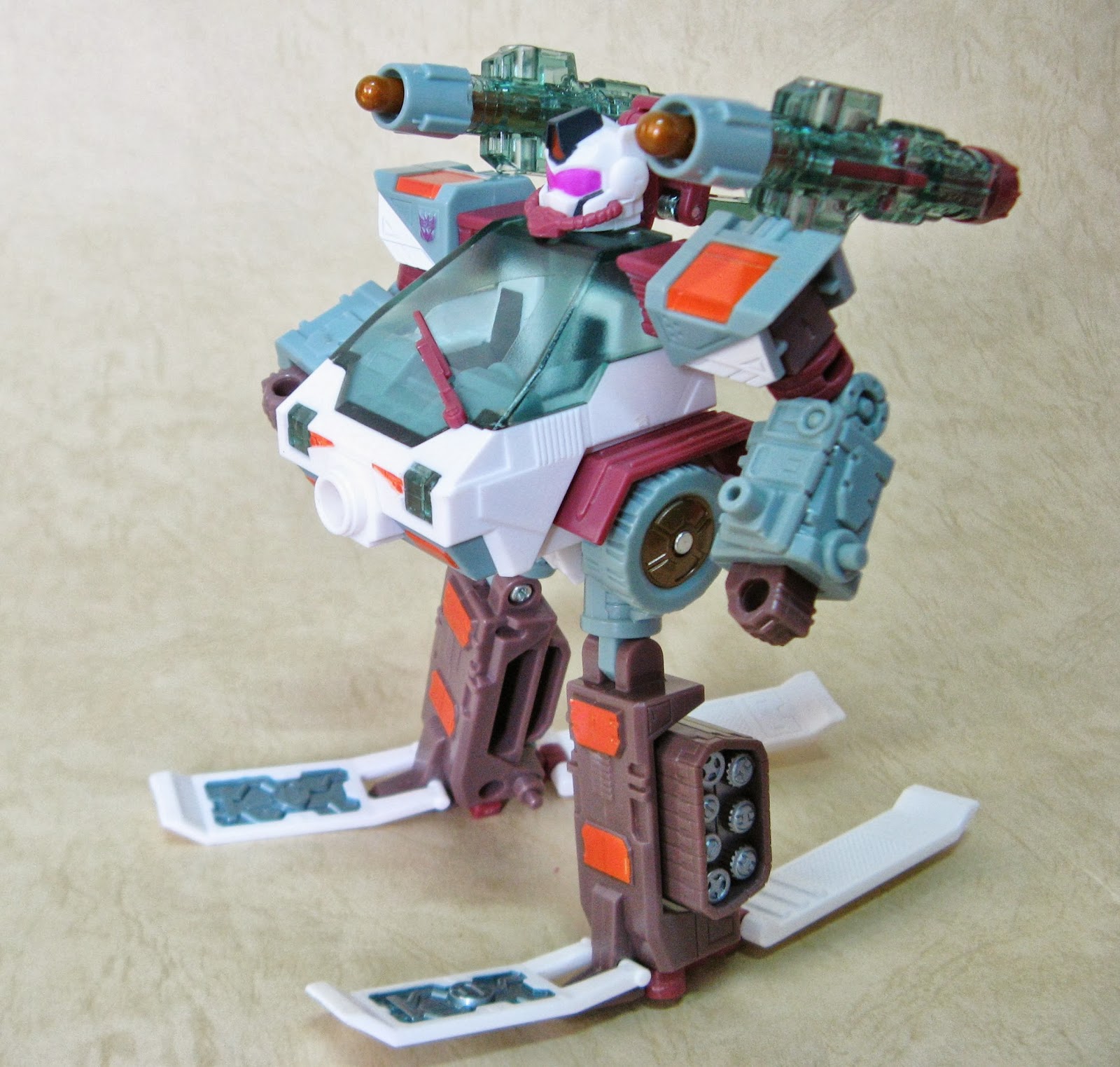 TRANSFORMERS ENERGON Deluxe class SNOW CAT變形金剛能量源之戰豪華級雪貓