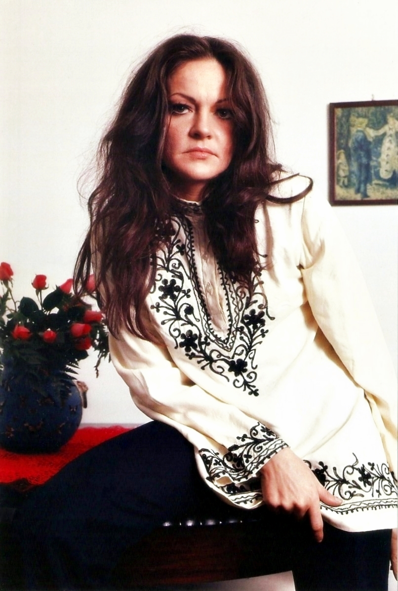 MAYSA - (40 anos) Cantora * SP (06/06/1936) + Niterói, RJ (22/01/1977 ...