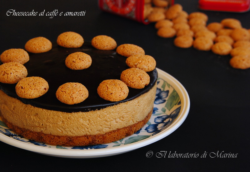 IL LABORATORIO DI MARINA: ΤΣΙΖΚΕΪΚ ΜΟΚΑ ΜΕ ΑΜΑΡΕΤΙ // CHEESECAKE AL ...