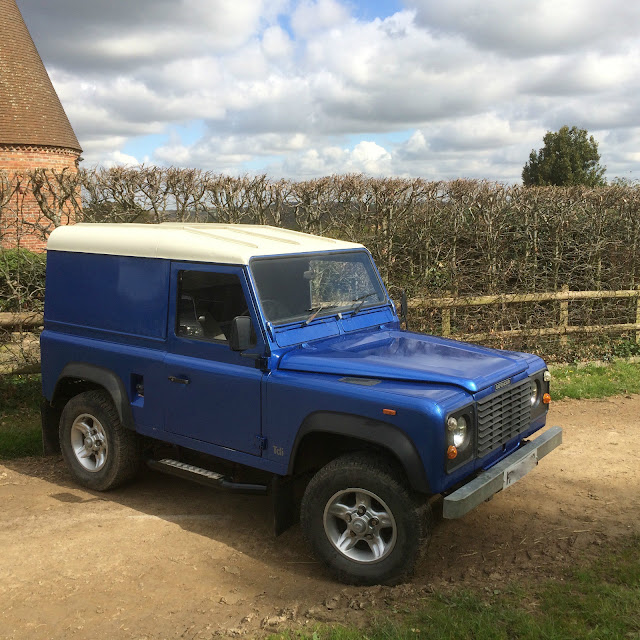 Landrover Defender: Land Rover Defender 200 TDI