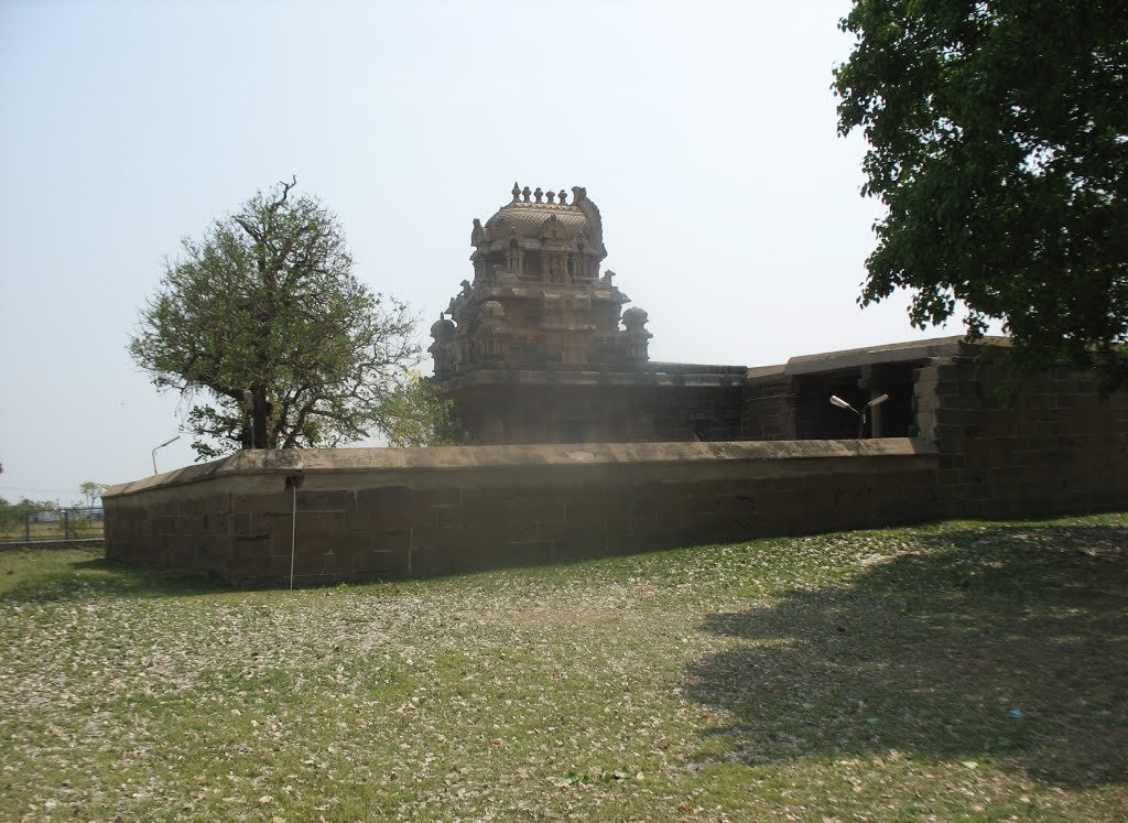 Tamilnadu Tourism: Dharmeshvarar Temple, Manimangalam, Kanchipuram