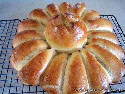 Lily's Wai Sek Hong - Favorites: Koledna Pitka Bulgarian Christmas Bread