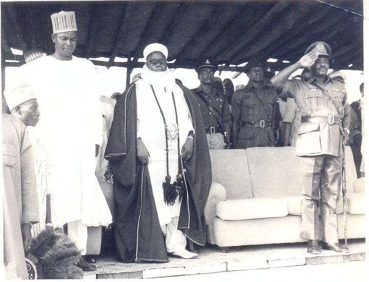 Atâyi Babs LIVE!: ATTAH ALIYU OBAJE: The Conqueror Takes A Bow