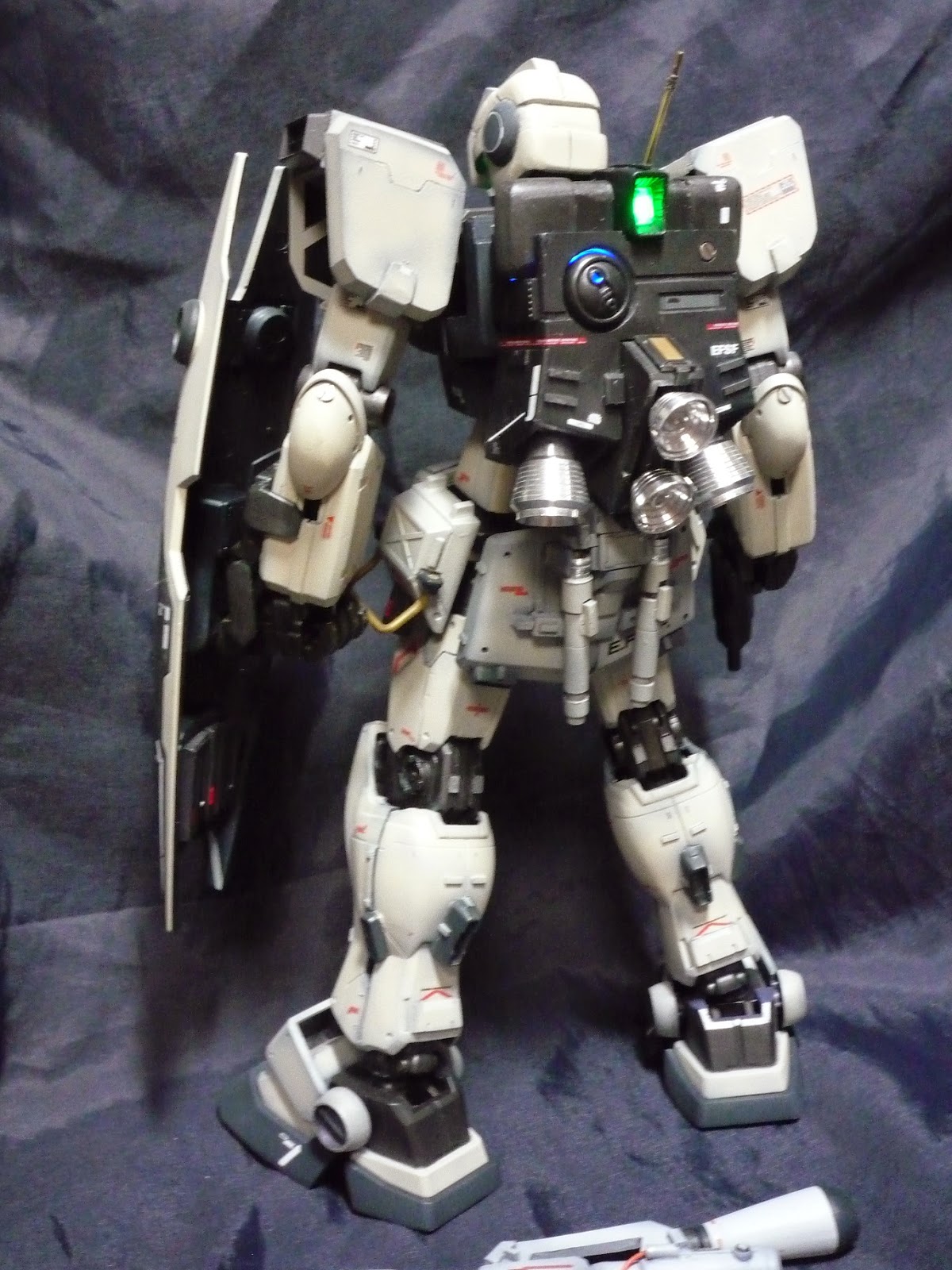 1/100 GM Command - Custom Build with LED