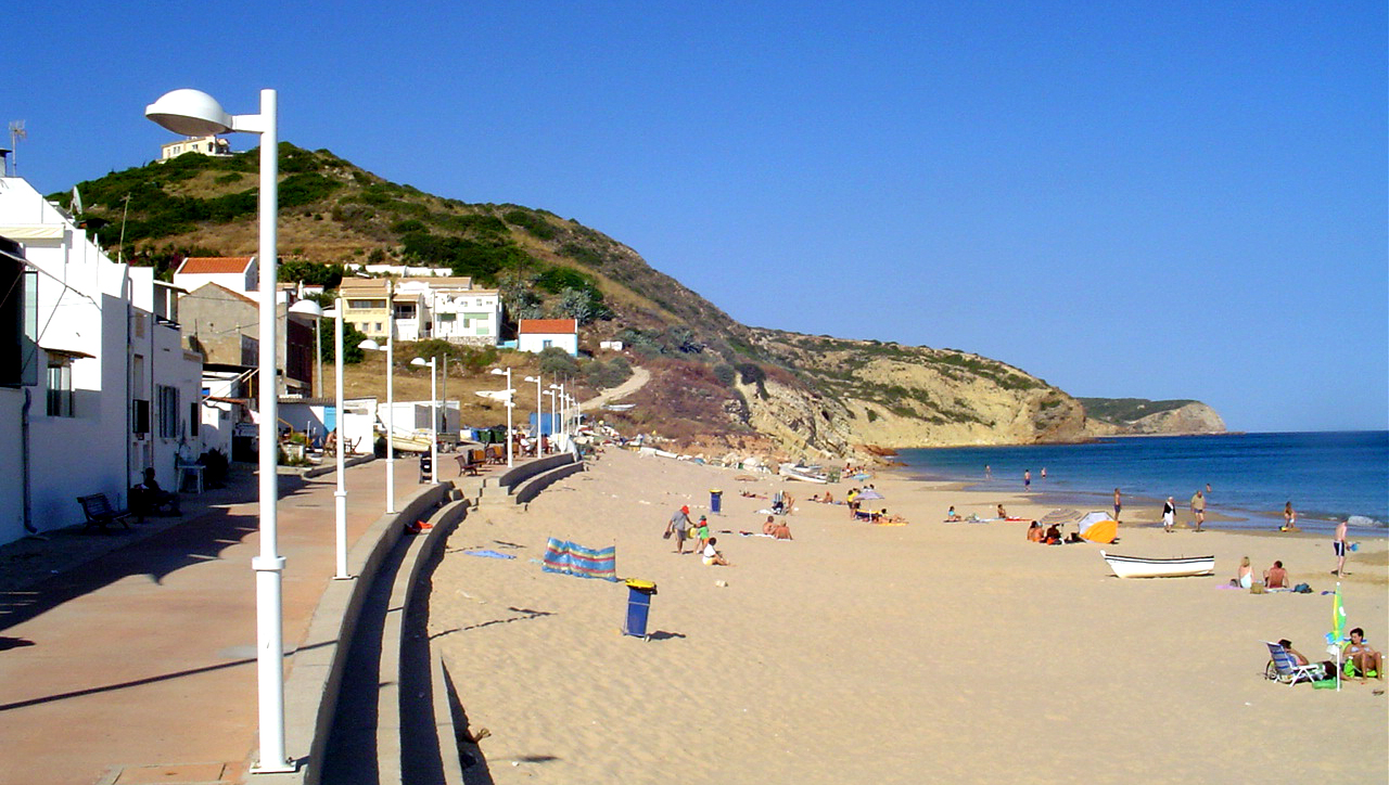 Budens Freguesia: Praia da Salema