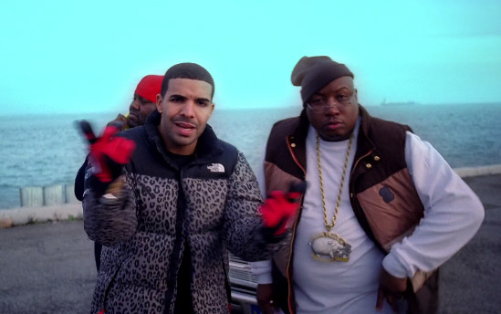 Drake conduce por San Francisco en ‘The Motto’ | One Hit Wonder Factory