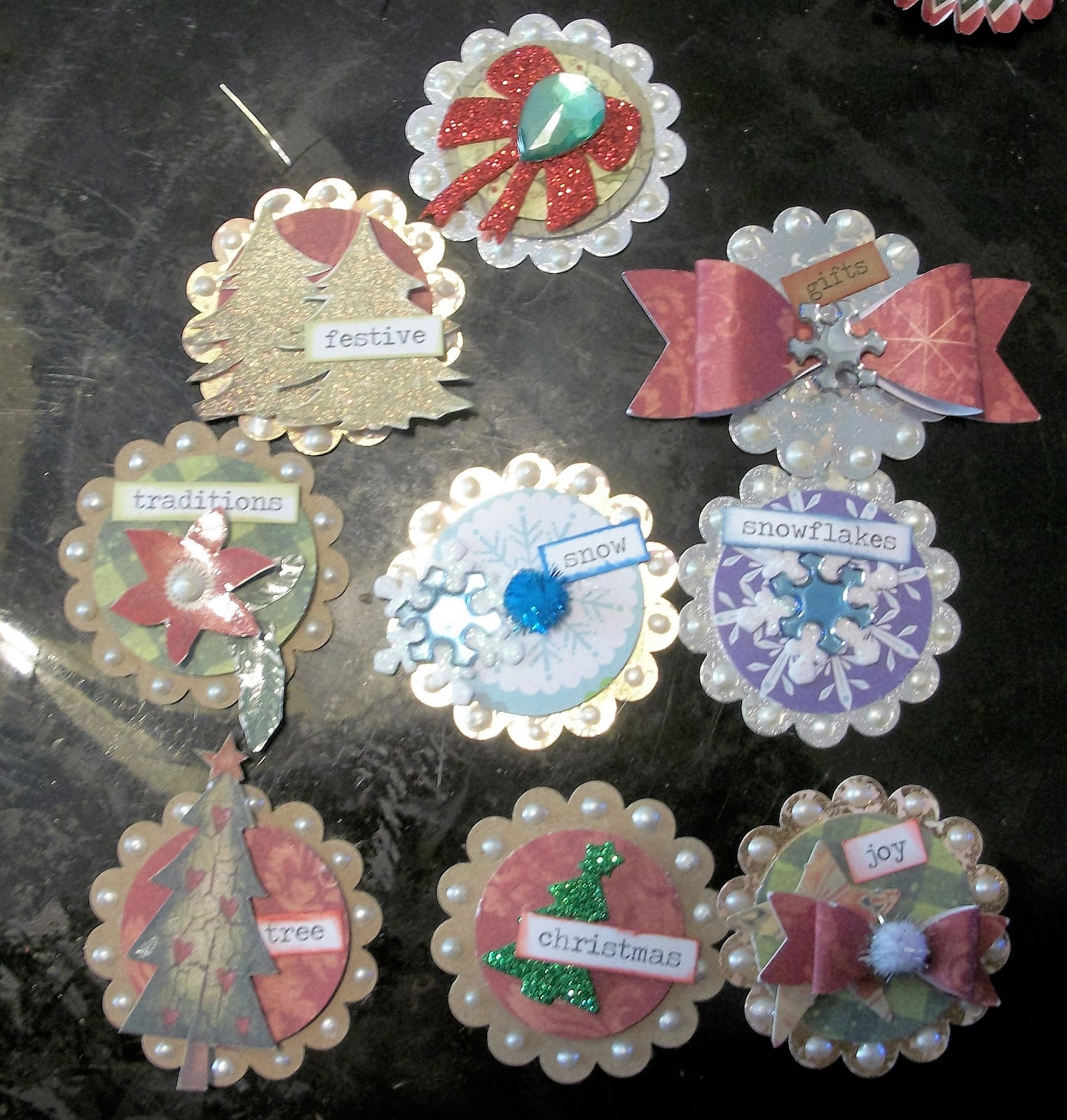For the Love of Cardmaking: Handmade Christmas Embellishments