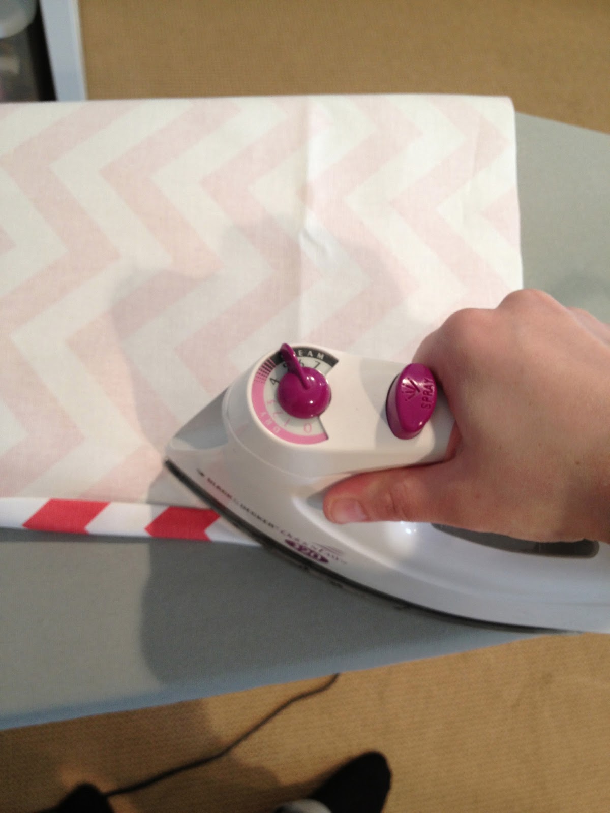 Cora Anne Designs: DIY Pillow Sham Tutorial