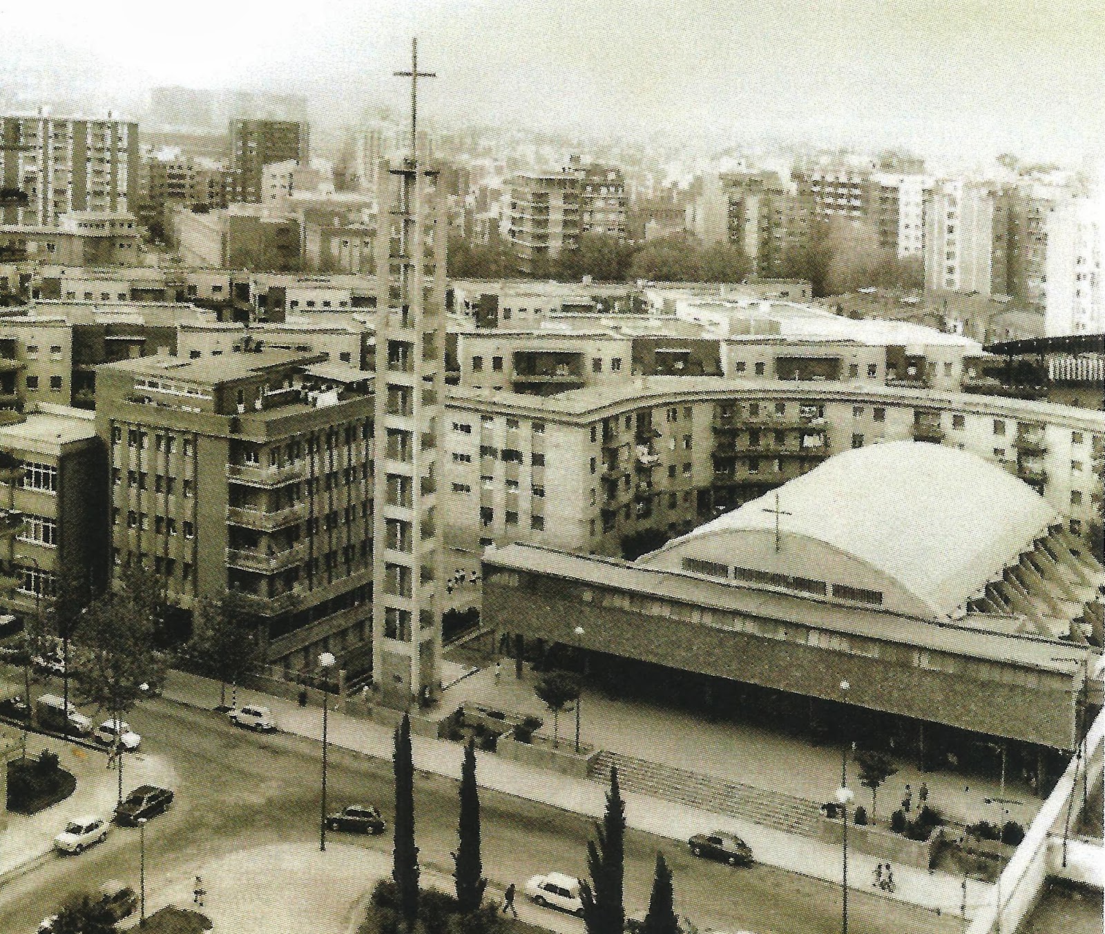 El Tranvía 48: 60 años del barrio del Congrés (II). Un itinerario urbano