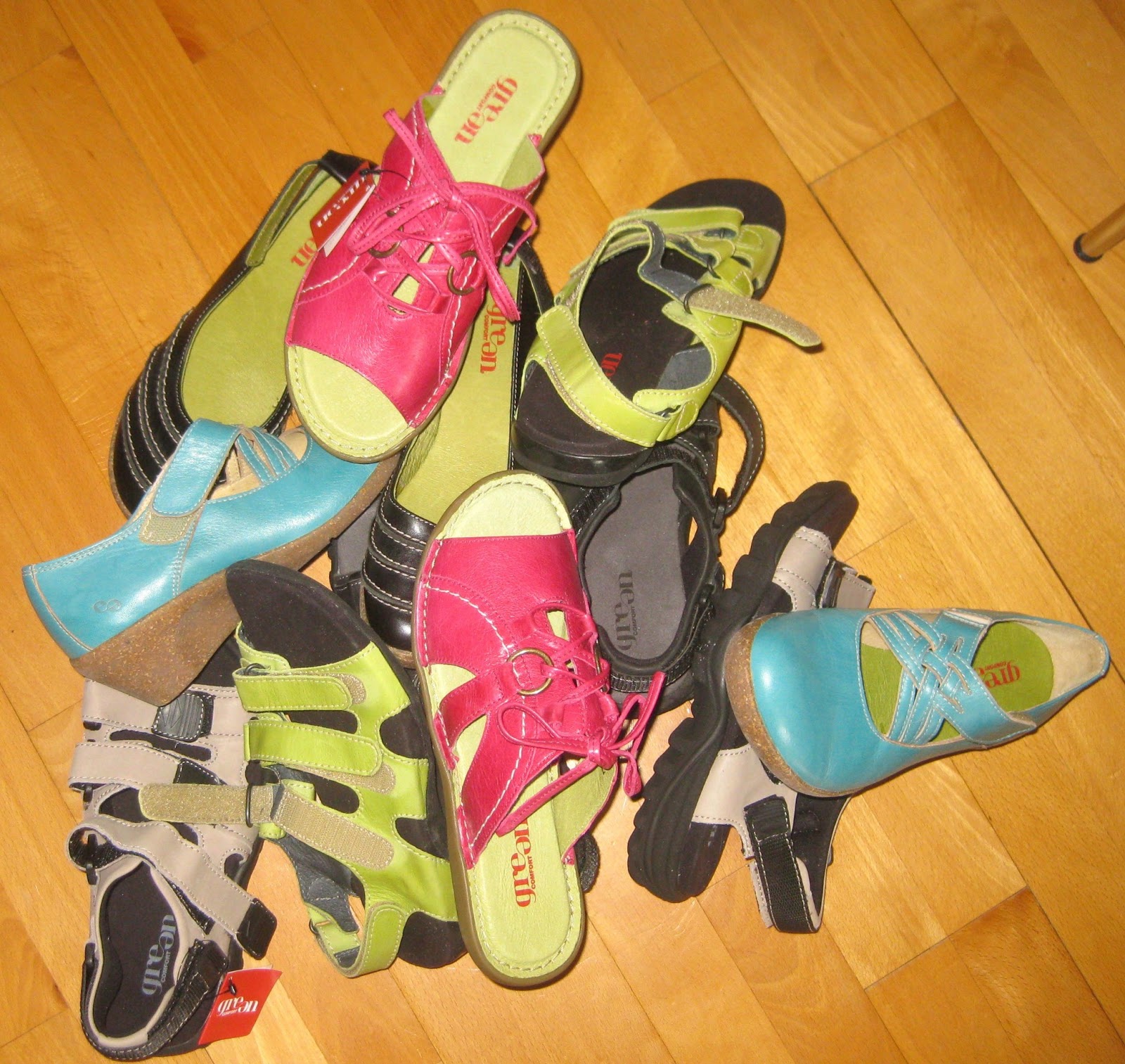 All Momas Quilt: På tur efter sko!