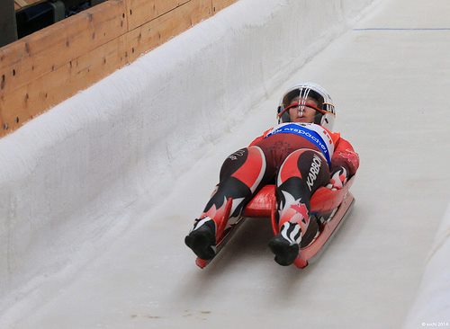 Imagens do International Luge Training Week no Sanki Sliding Center ...