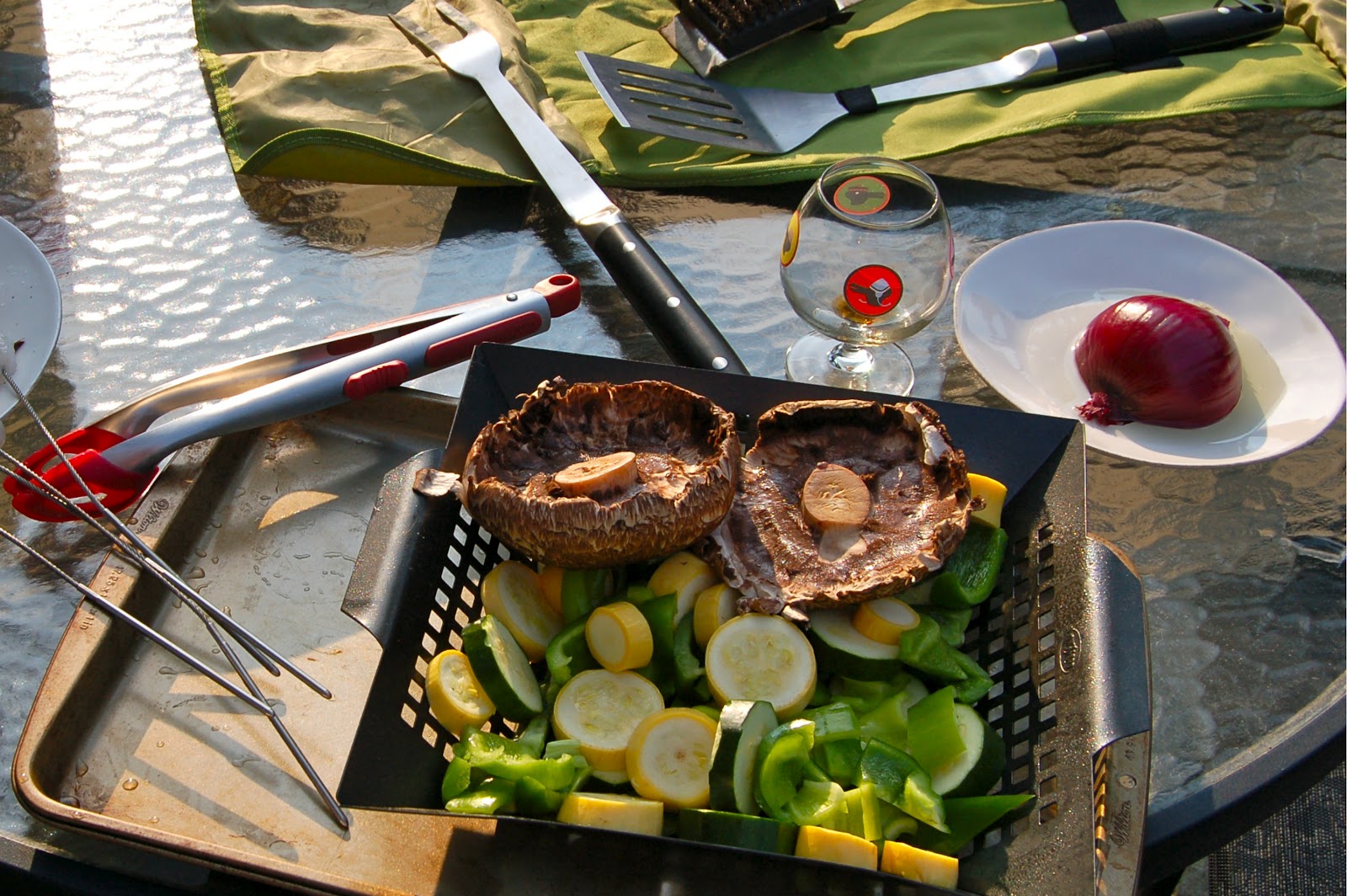 Kettler Cuisine: Grill, Meat, Football