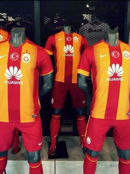 GALATASARAY 4 YILDIZLI FORMASI - GALATASARAY YENİ SEZON FORMASI ...