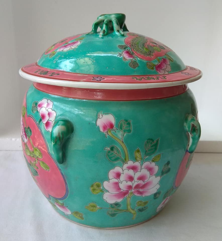 ORIENTAL: Gamcing Nyonya Ware ( SOLD )