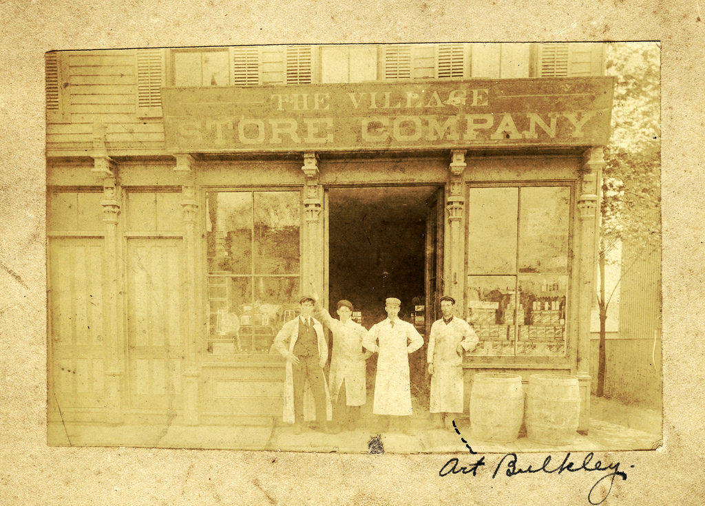 Interesting Photographs Capture People Standing in Front of Stores Over ...