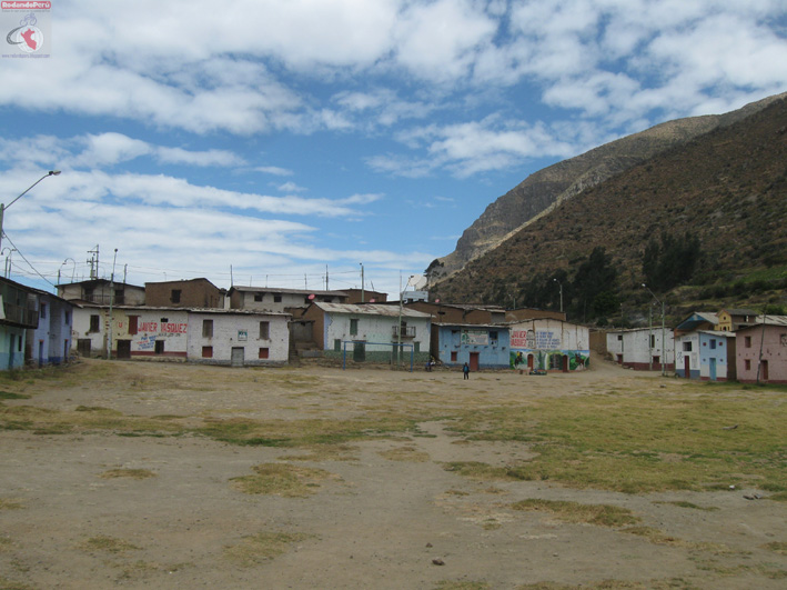 RodandoPerú: CICLOTREKKING: VICAS-LAGUNA DE ANTACOCHA, 23 y 24 DE JUNIO 2012.
