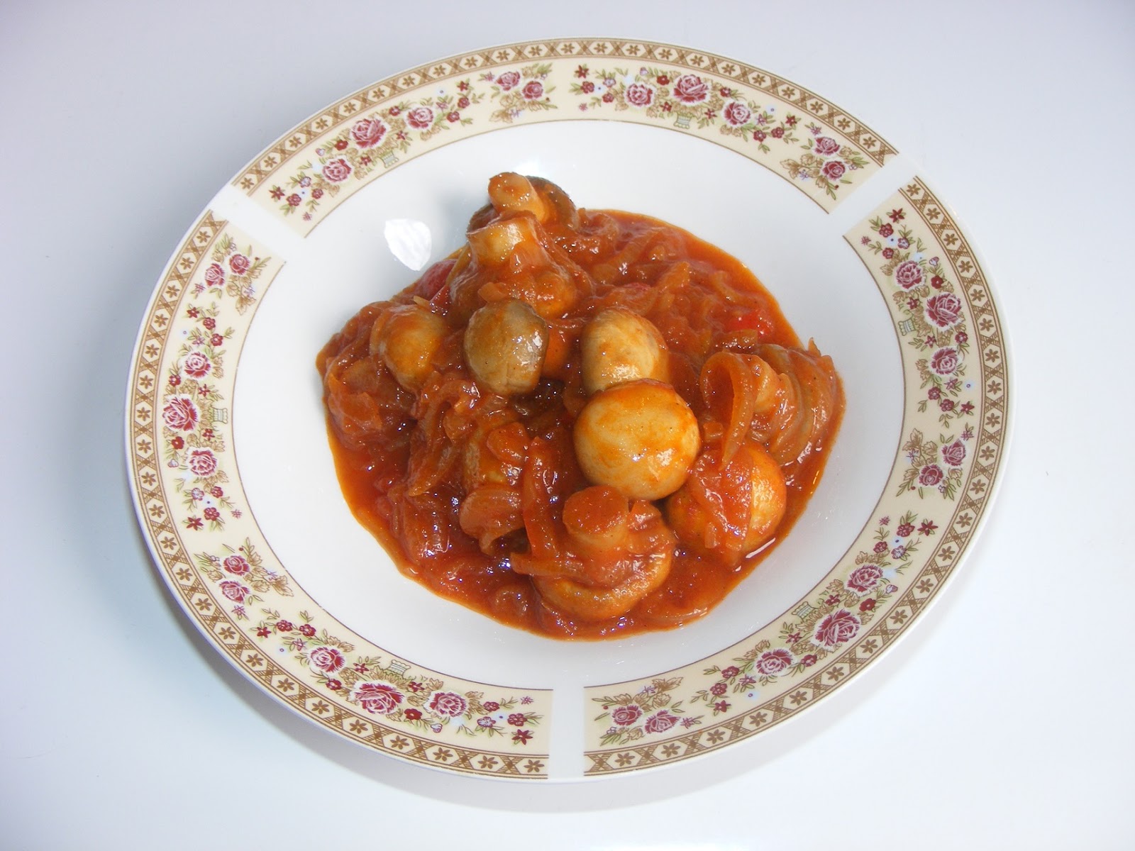 Tocanita betivita cu ceapa si ciuperci | Preparatedevis.ro