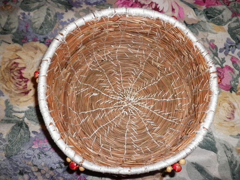 Simply Self Sufficiency: Pine Needle Basket Part 4-Finished!