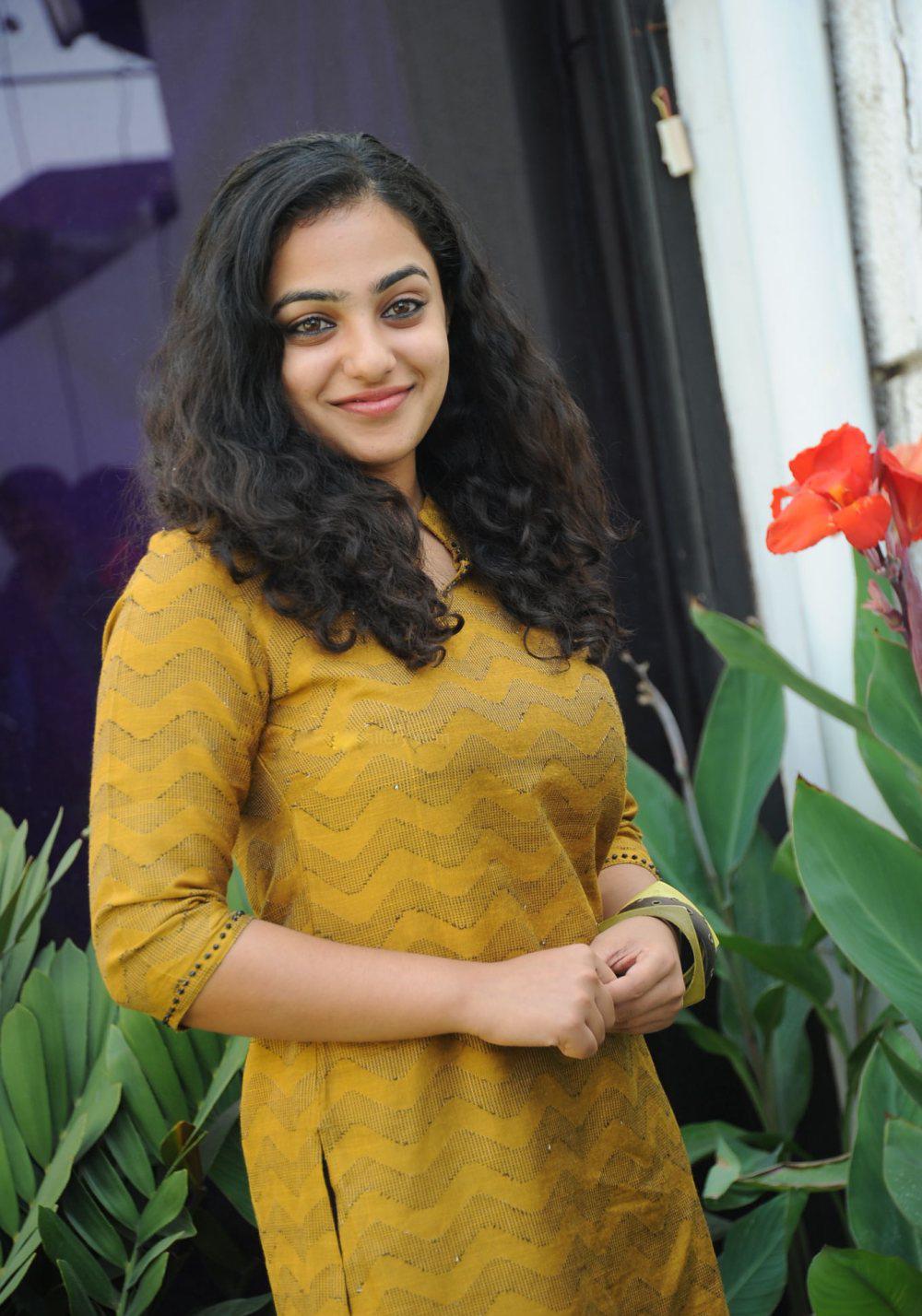 JAAN ENTERTAINMENT: Nitya Menon (urumi fame)