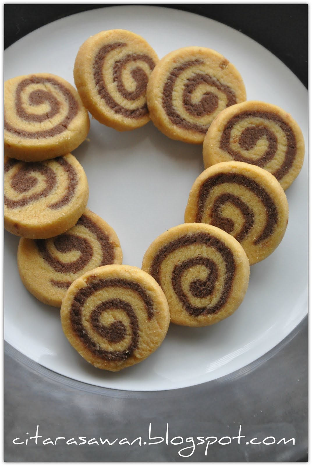 Biskut Lingkaran / Pinwheel Cookies ~ Must Read!