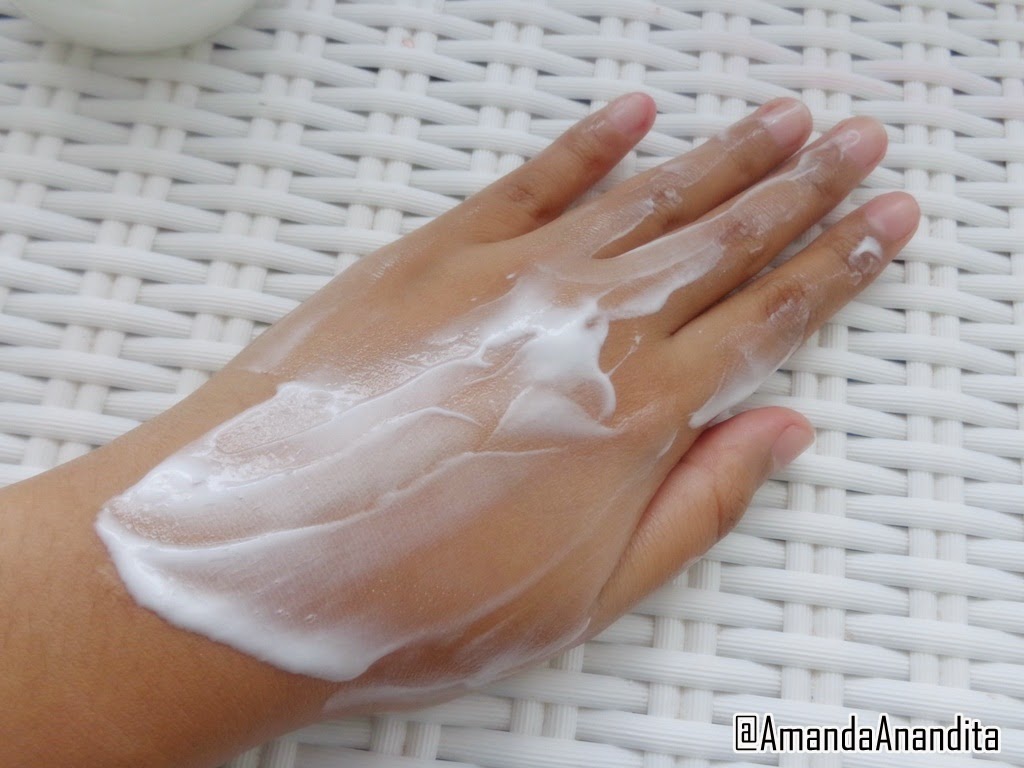 Tips Cantik by Amanda - an Indonesian Beauty Blogger: DIY Hand Mask ...
