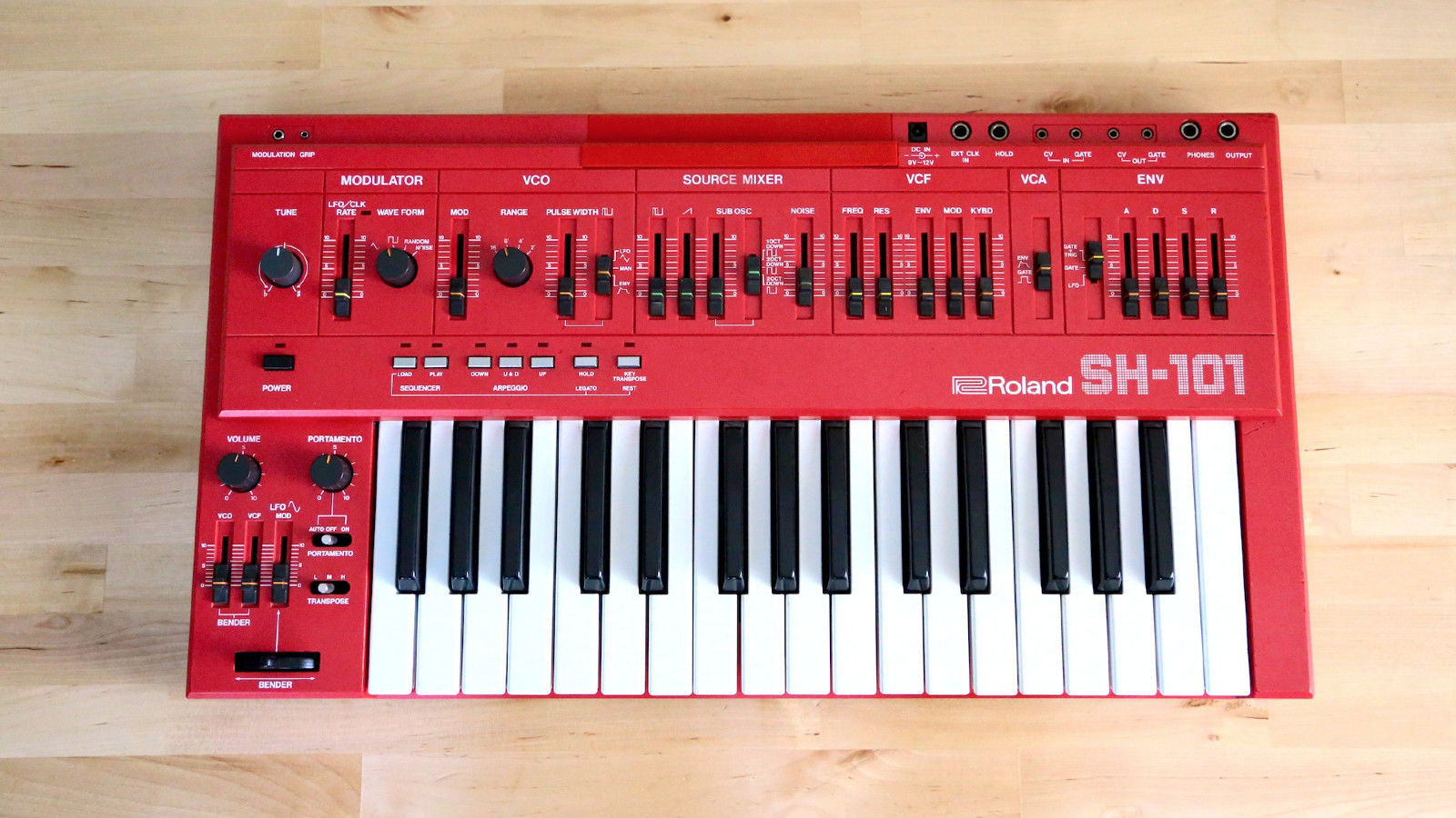 MATRIXSYNTH: Red Roland SH-101
