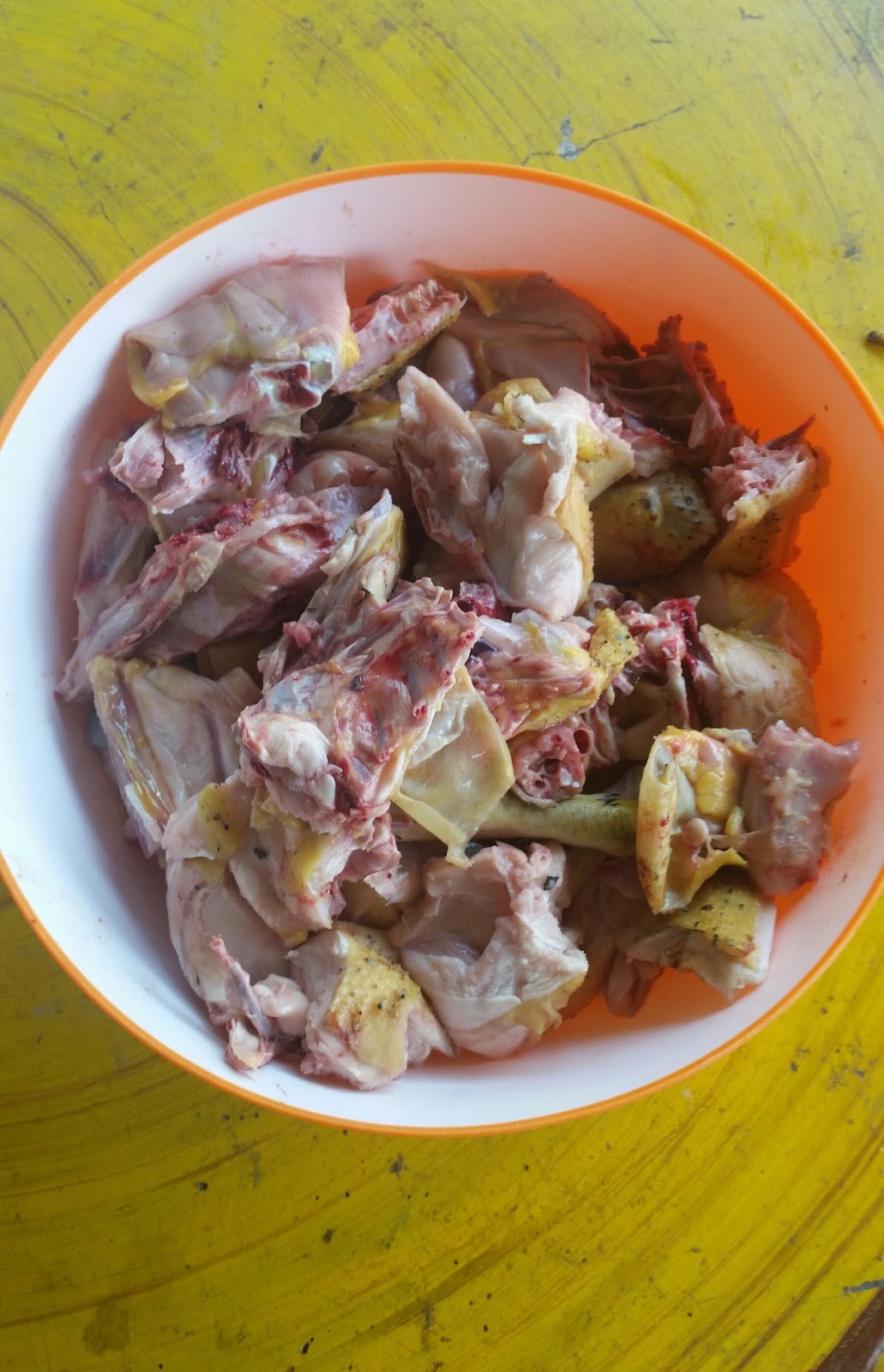 Warisan Petani: Daging Ayam Kampung Organik.