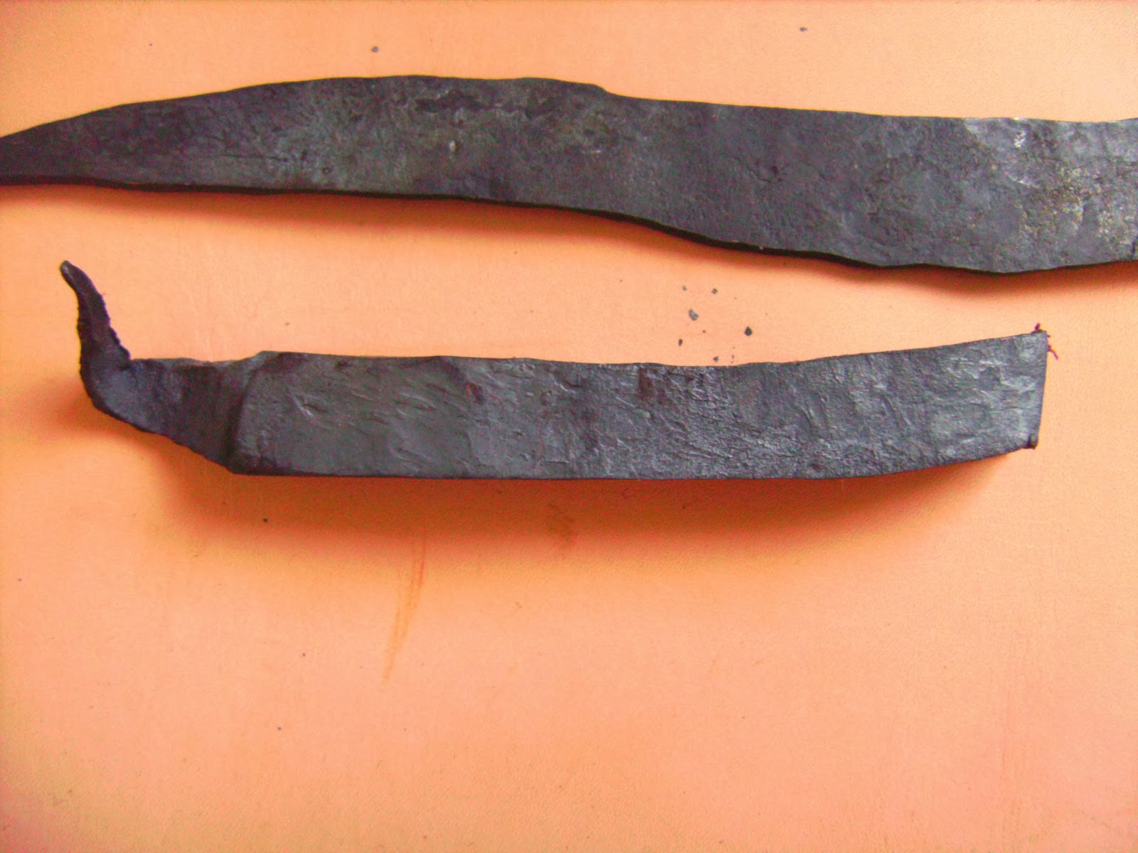 Fimbulmyrk: On the bench - a variety of ancient crucible steel blades ...