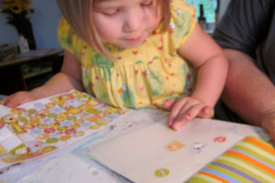 The Green Bird of Happiness: How To Make a Sticker Book