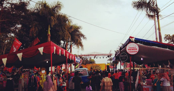 Contoh Penulisan Berita ~ Amin Mujahid