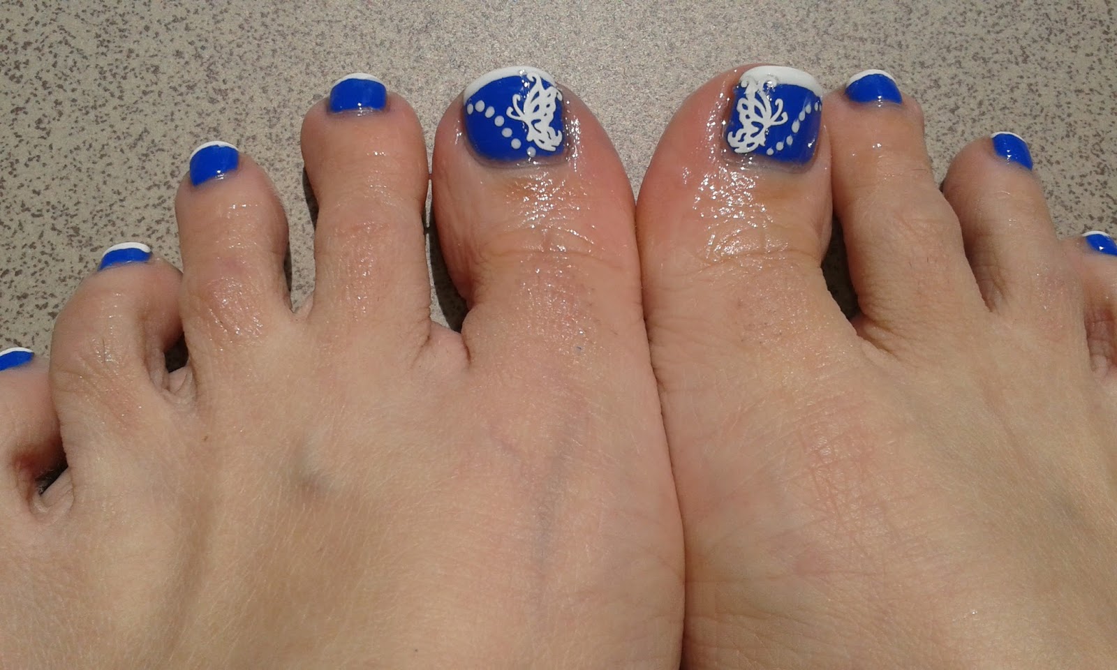 Kolorowe paznokcie: Stopy - french niebiesko biały, Bell Fashion Colour ...