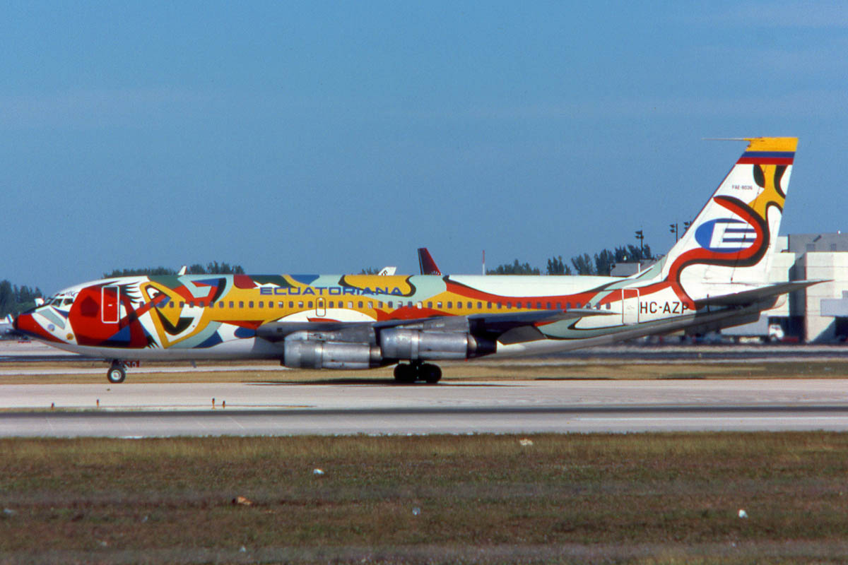 PlaneSpotters Slide-Collections: Ecuatoriana B720 HC-AZP