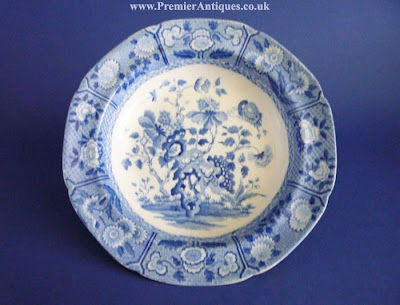 Premier Antiques: Early Blue and White - Spode's India Pattern