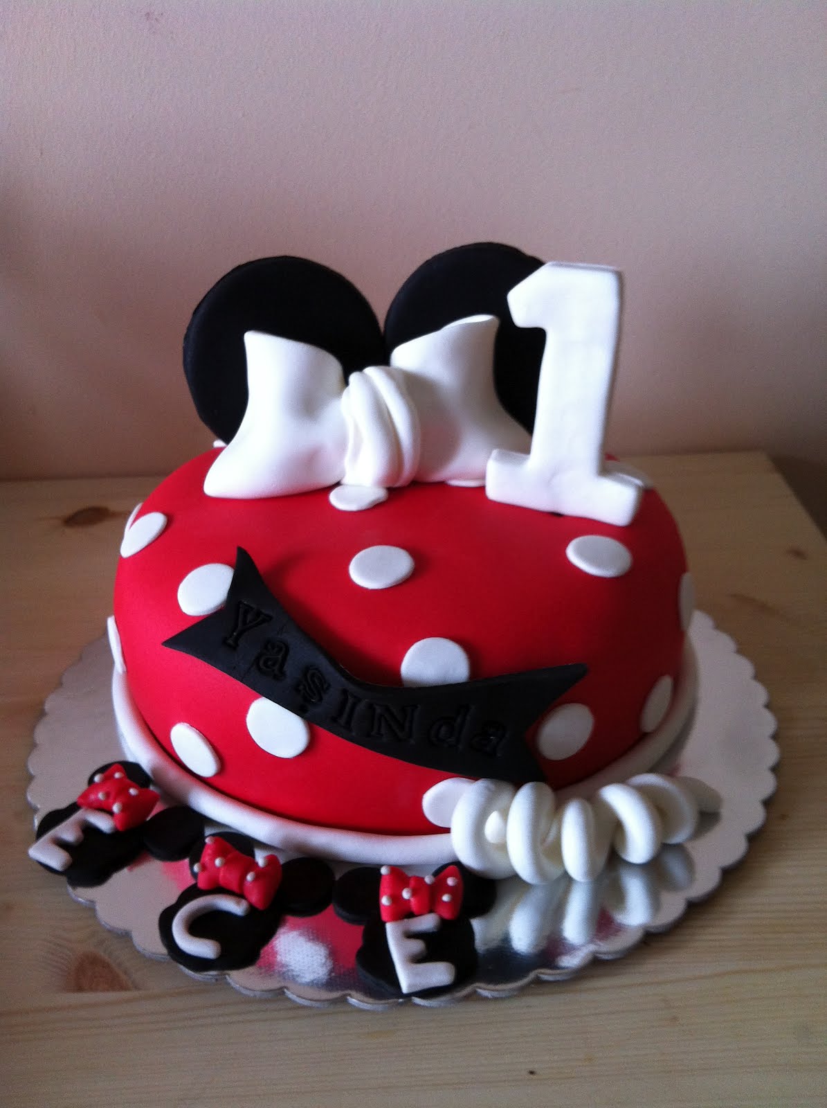 SPATULA - Demet'in Spatulasi...: Minnie Mouse Pasta - Kırmızı