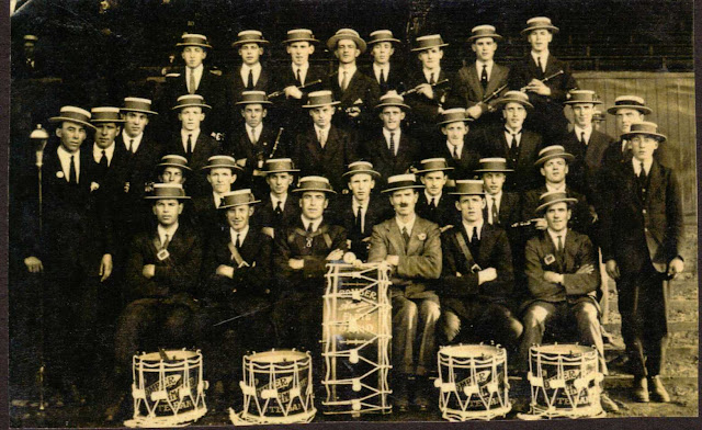 Leslie's family: Comber Amateur Flute Band