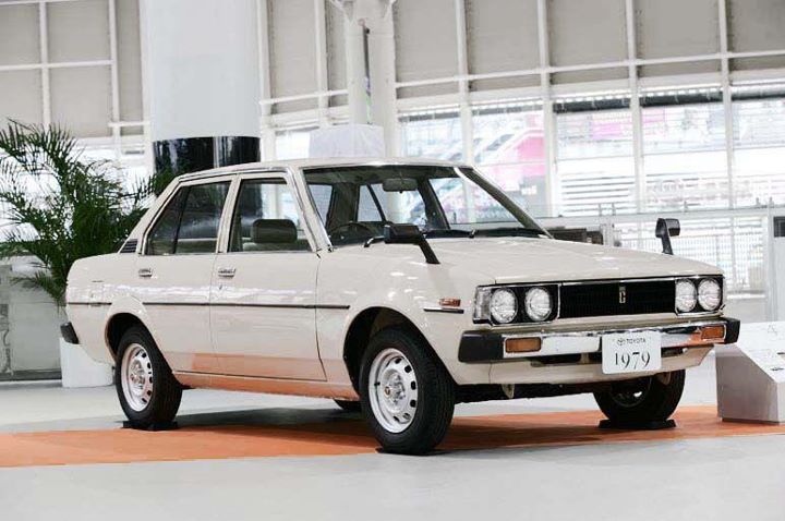 retrocar semarang: Corolla DX Reference