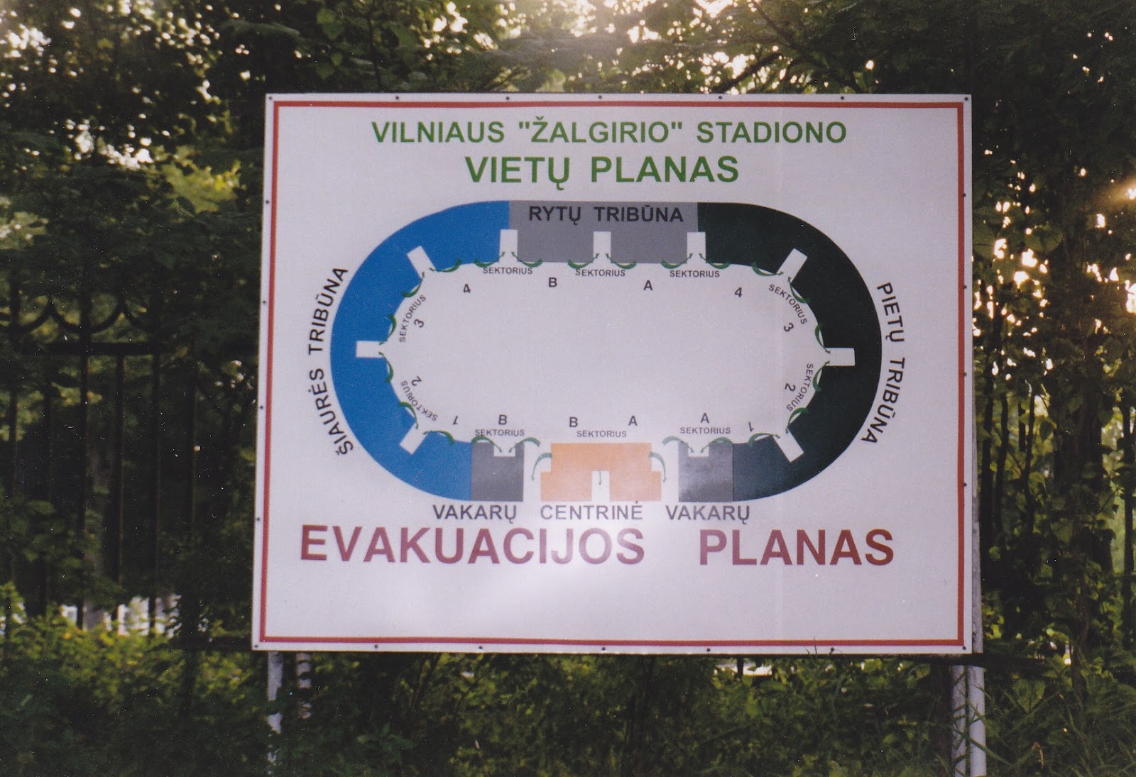 Extreme Football Tourism: LITHUANIA: VMFD Žalgiris / FC Vilnius (-2008)