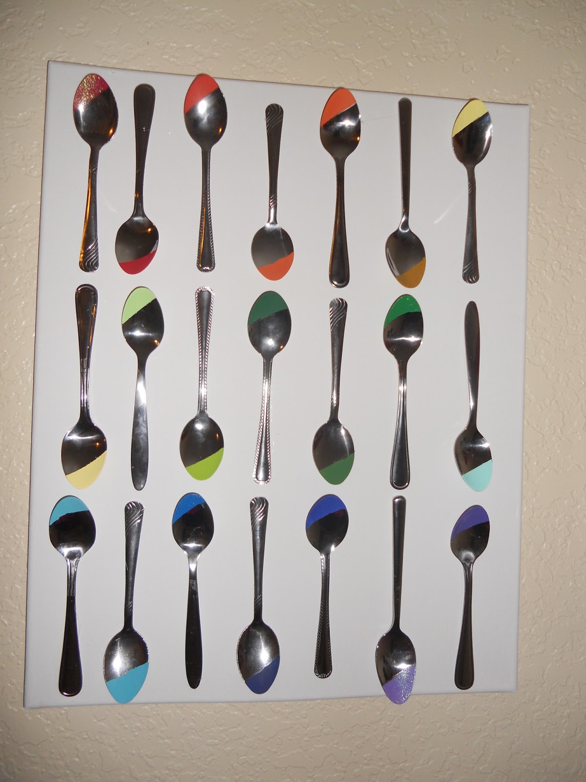 Pinstrosity: Show-and-Tell Saturday: Rainbow Spoons!