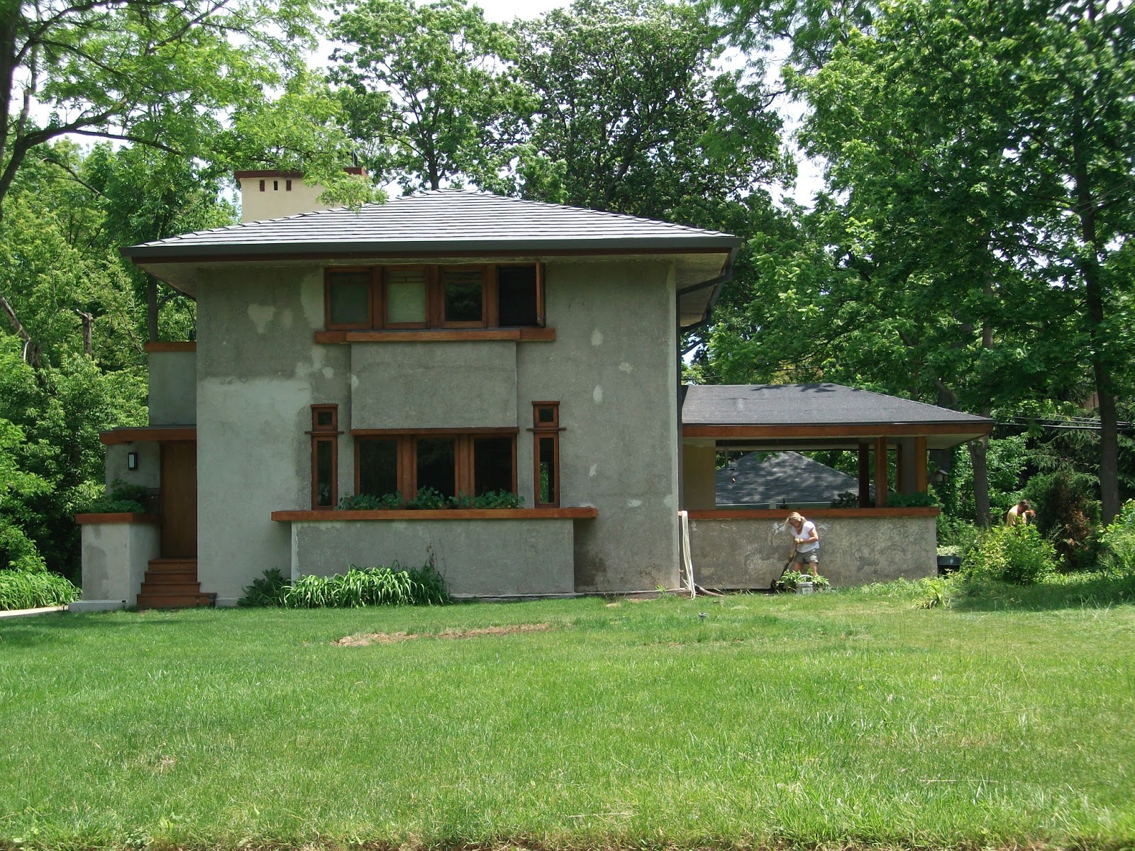 In Search of Frank Lloyd Wright: Finch House (aka Ross House)
