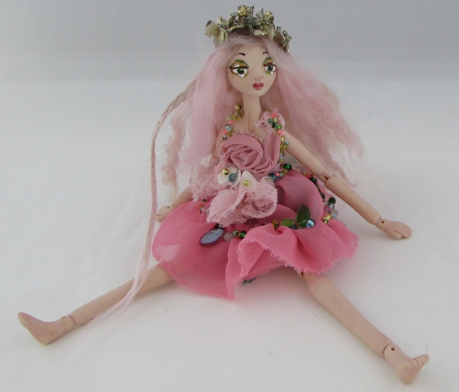 KAERIE FAERIE: DAWN 8 INCH PORCELAIN PUPPET DOLL