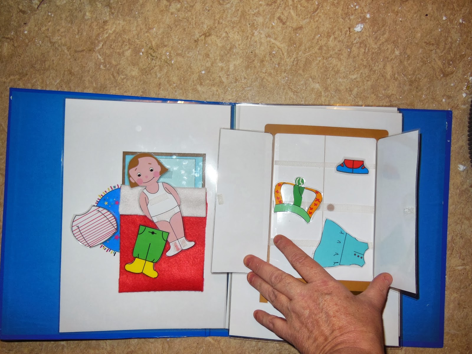 Doe-boeken maken naar aanleiding van een kinderboek: Doeboek “Feest”