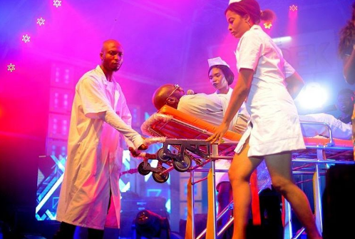 Tuface Idibia Makes A Unique Entrance On Stage As He Gives A Thrilling ...