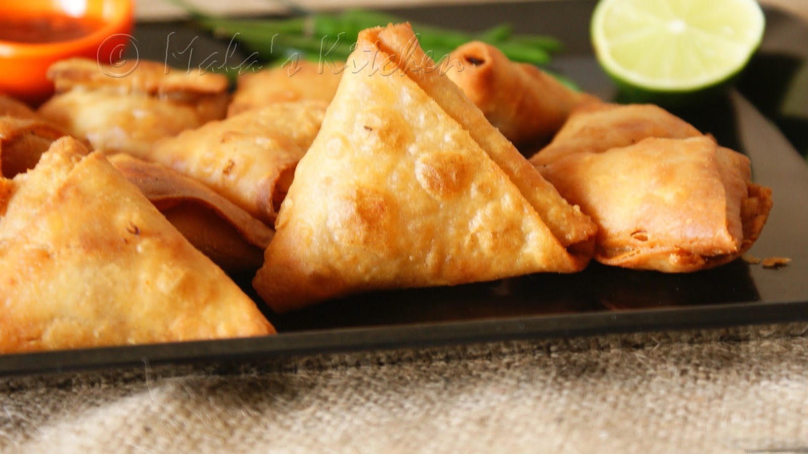 Hyderabad Onion Samosa - Malas-Kitchen