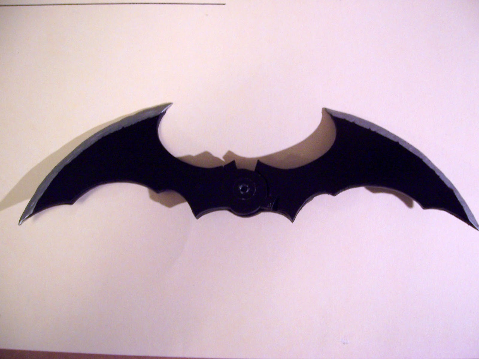 Project: Dark Knight: Bat-Gadgets: The Batarang
